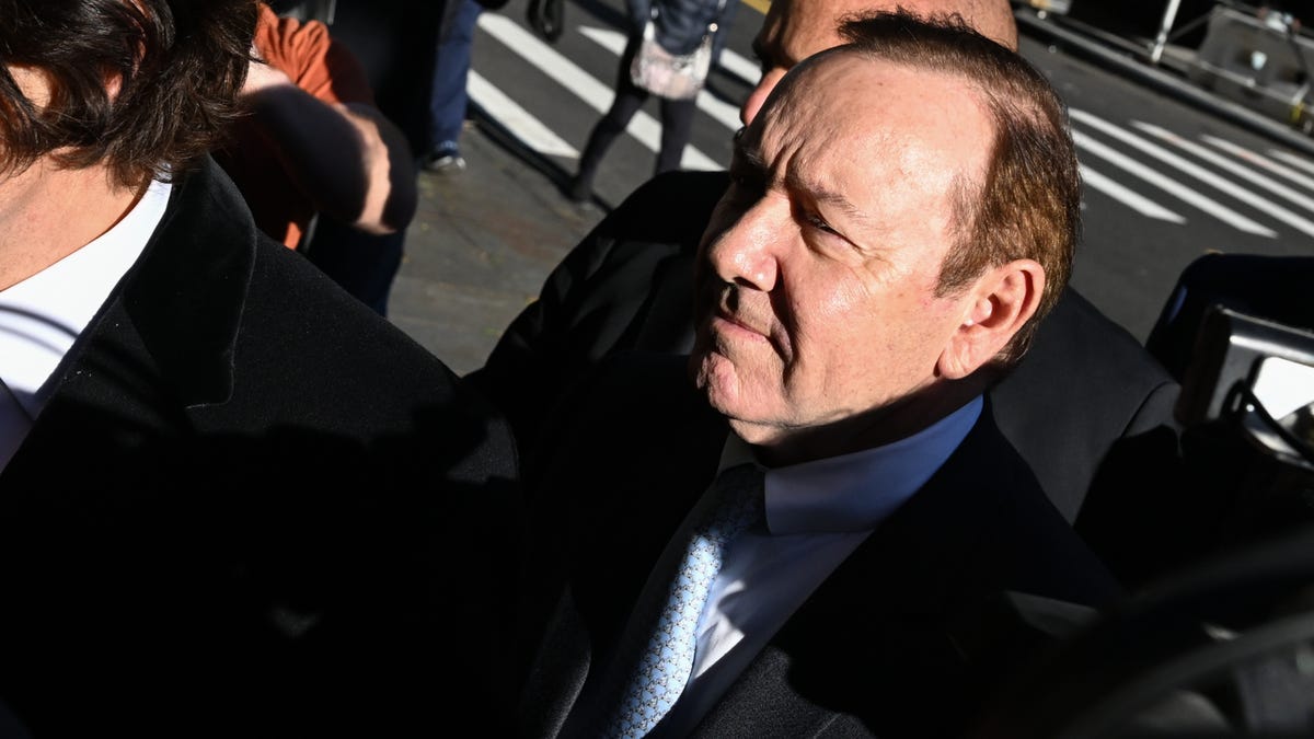 Dans la tradition rance d'Hollywood, Kevin Spacey obtient un nouveau ...
